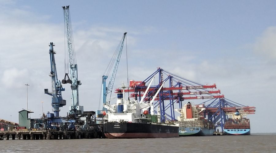 APM Terminals Pipavav sets high performance standard in ship movement ...
